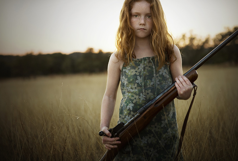 Photographer Shoots Gun-Toting American Tots | TheBlot