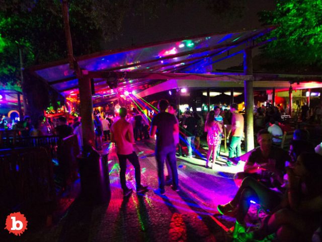 The Things Needed to Throw a Perfect Summer House Party - TheBlot Magazine